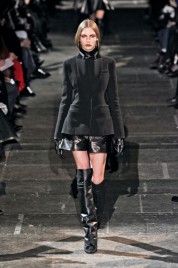 Gothic - Catwalk Yourself